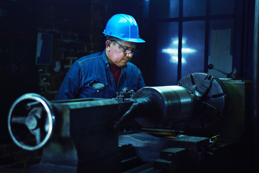 How To Improve Manufacturing Worker's Productivity - Epic MFG